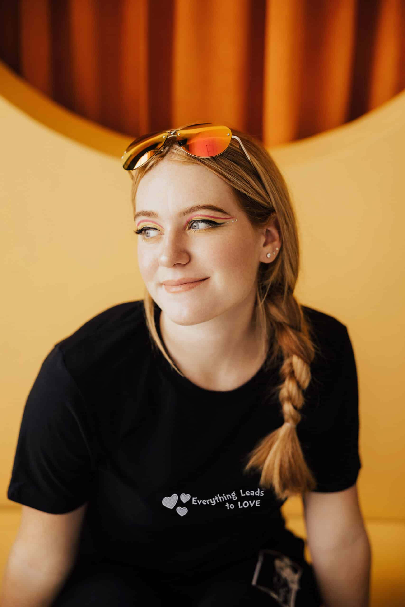 🕶️ The Dateviators™ | Date Everything!